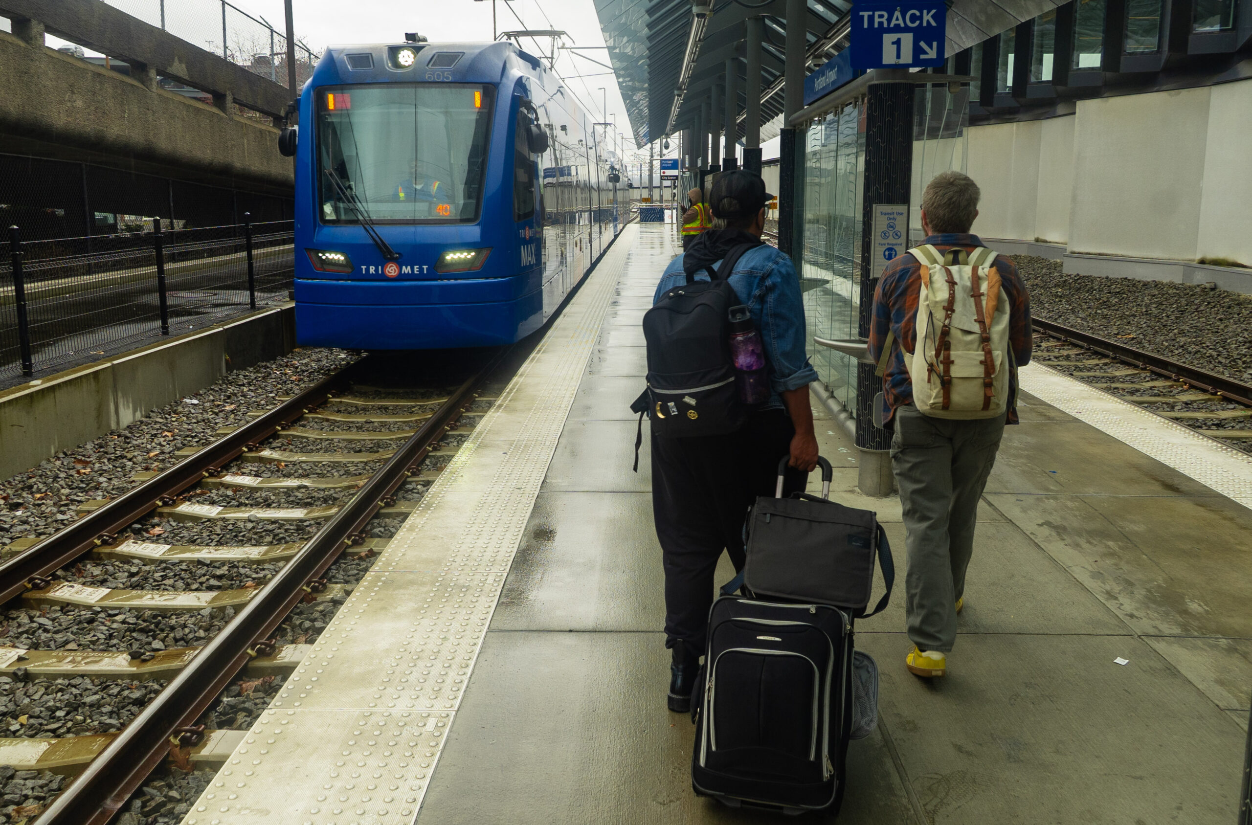 Go by TriMet and save big with ‘train-to-plane’ trips to and from PDX ...